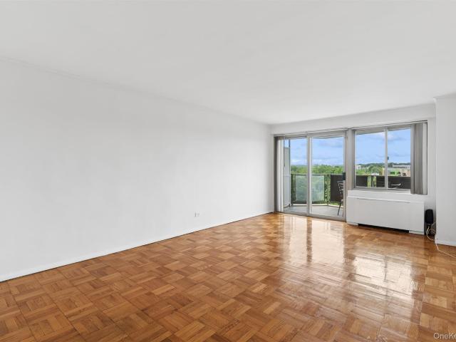 1815 th Street 6C