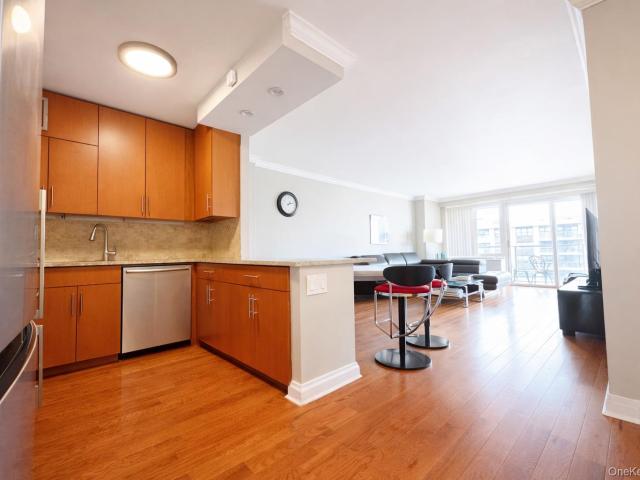 1815 th Street 16J