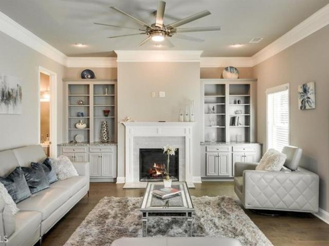 1815 Treymire Ct, Stone Mountain, GA 30088