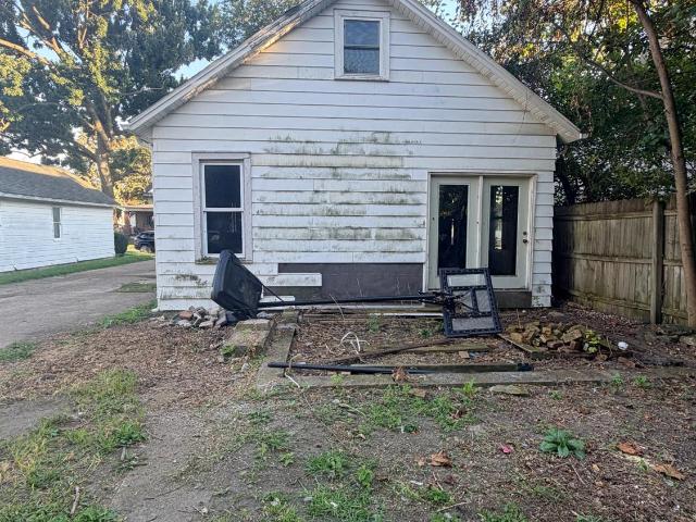 1815 West Monroe