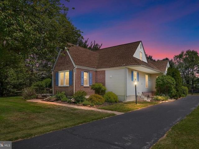 1815 Zebley Rd, Wilmington, DE 19810