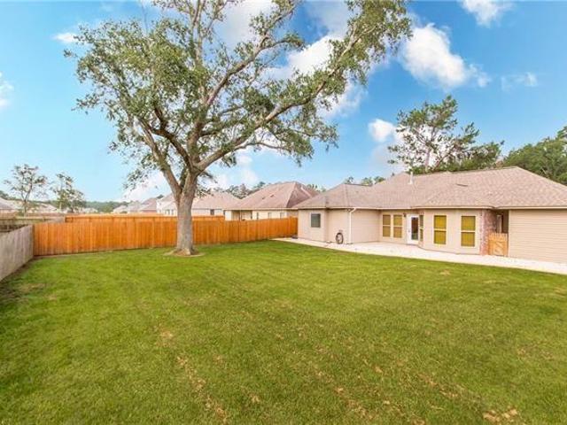 18162 Fox Hollow Loop