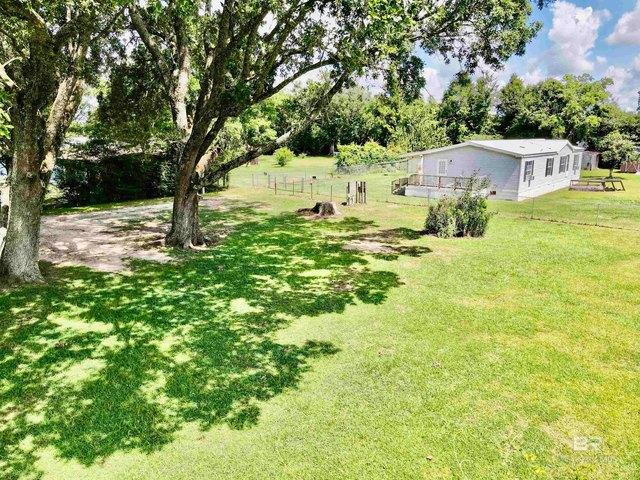 18167 Couch Plant Rd, Summerdale, AL 36580