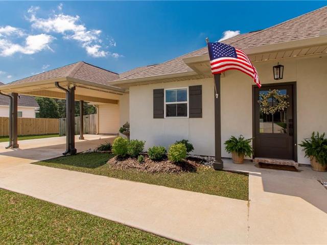 18166 Grey Wolf Trail