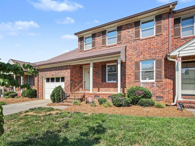 1816 Meadowview Drive