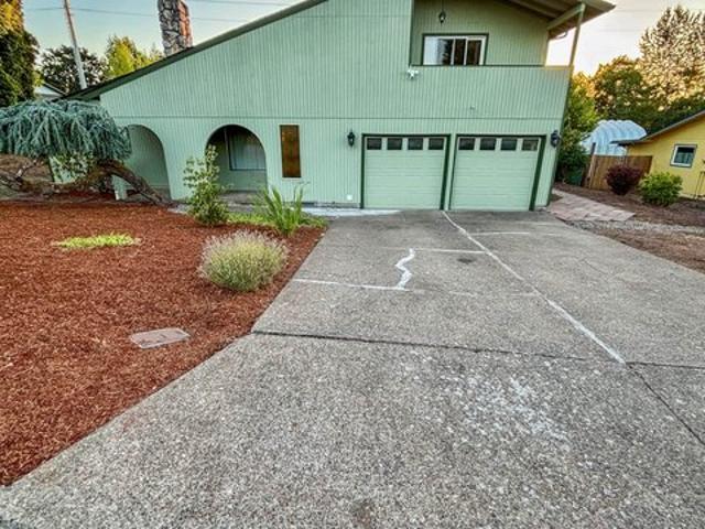1816 NW Lincoln St, Albany, OR 97321