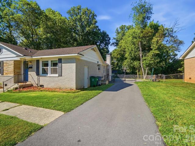 1816 Northcliff Drive