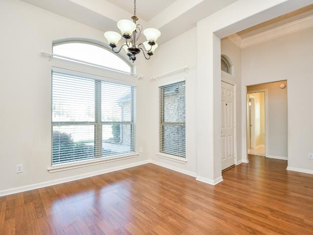 1816 Oak Lodge Drive