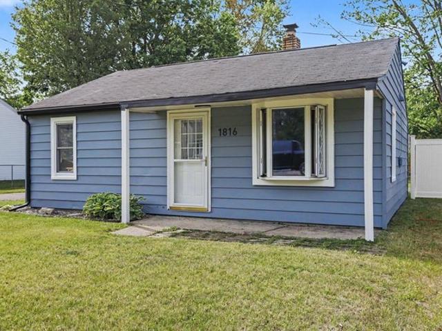 1816 Byrd Dr, Portage, MI 49002