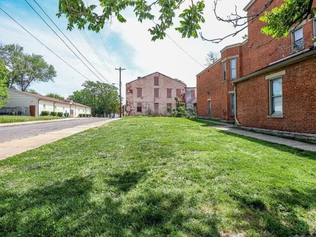 1816 Baymiller St, Cincinnati, OH 45214