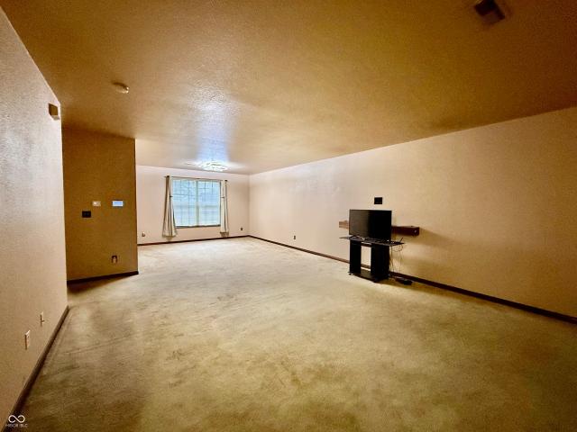 1816 Ernest Court