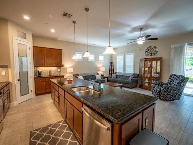 1816 Giardino Way, Modesto, CA 95355