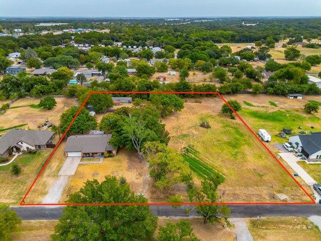 1816 Glendale Dr, Sanctuary, TX 76020
