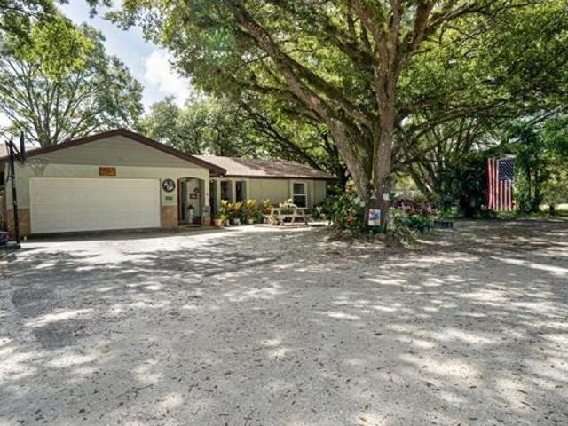 1816 Grant Ave, Lehigh Acres, FL 33972