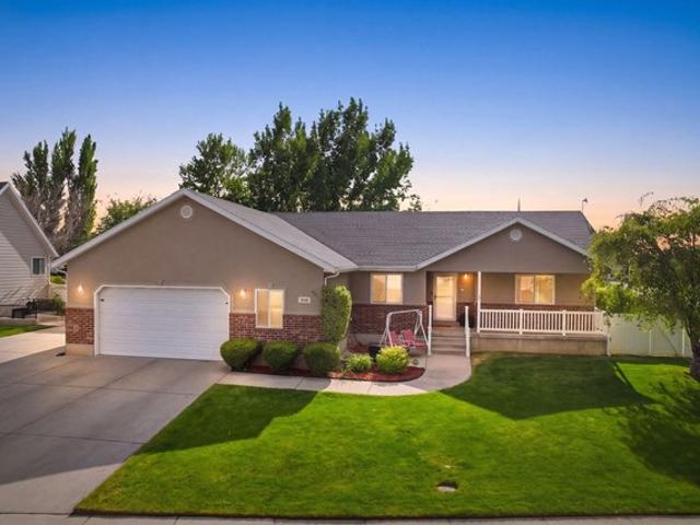 1816 River Bottom Rd, Springville, UT 84663