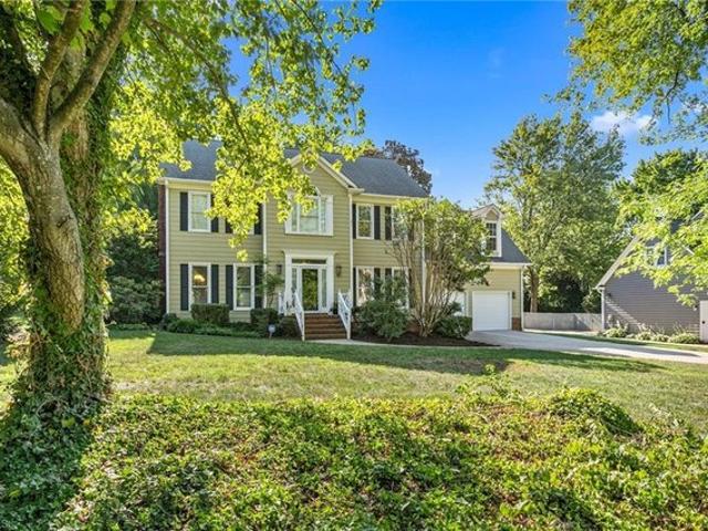 1816 Tennyson Ct, Greensboro, NC 27410