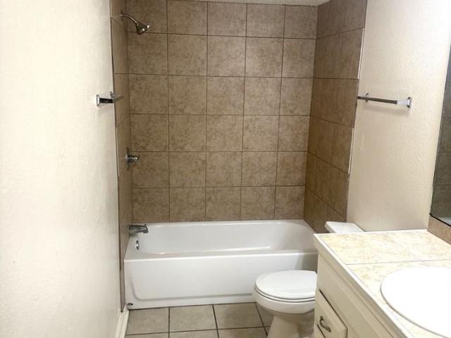 1816 Wren 2 Bedroom Apartment for Rent at 1816 Wren St, Norman, OK 73069