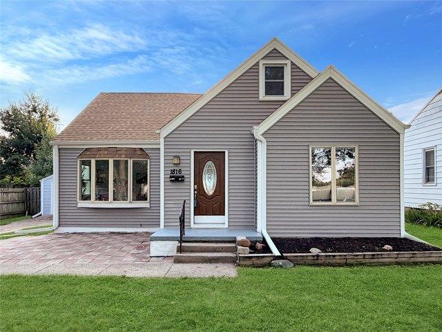 1816 59th St, Des Moines, IA 50322