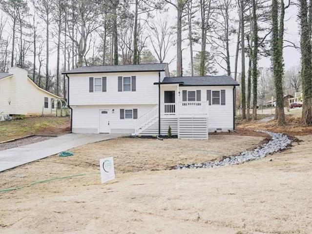 1817 Merry Oak Rd SW, Marietta, GA 30008