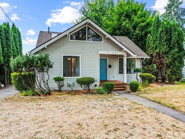 1817 Nichols Blvd, Longview, WA 98632