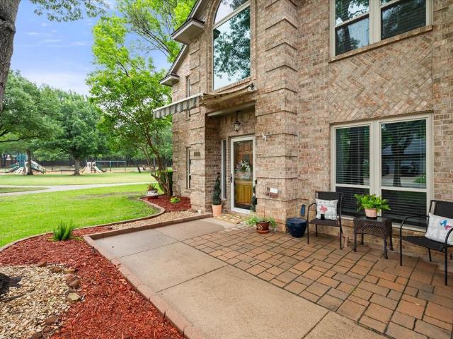 1817 Altacrest Drive
