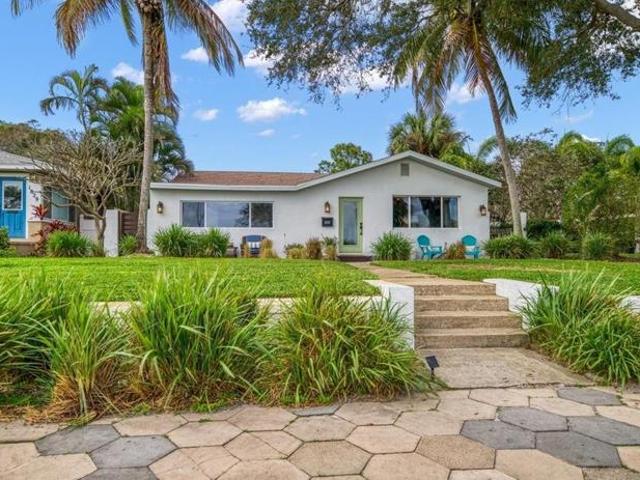 1817 Beach Dr SE, Saint Petersburg, FL 33705