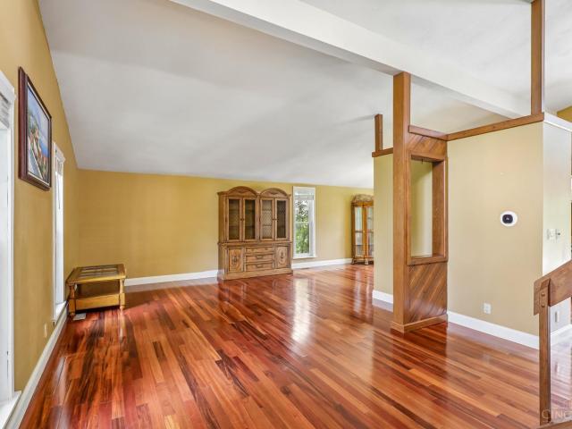 1817 Bell Tower Circle