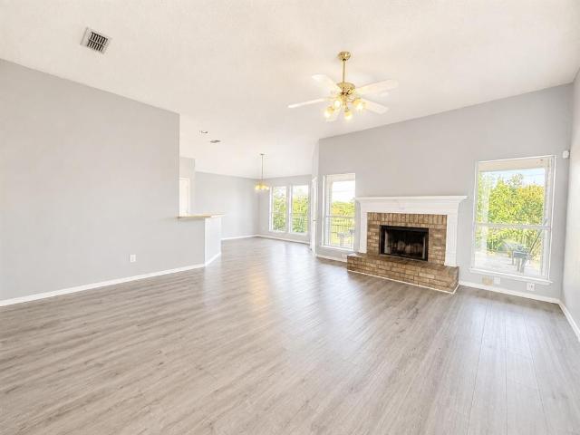 1817 Canterbury Circle
