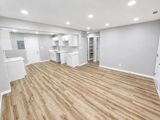 1817 Central Drive
