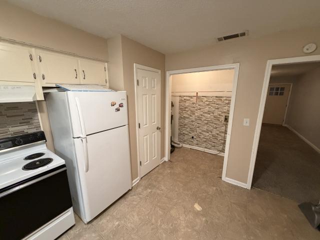 1817 Daisy Ct