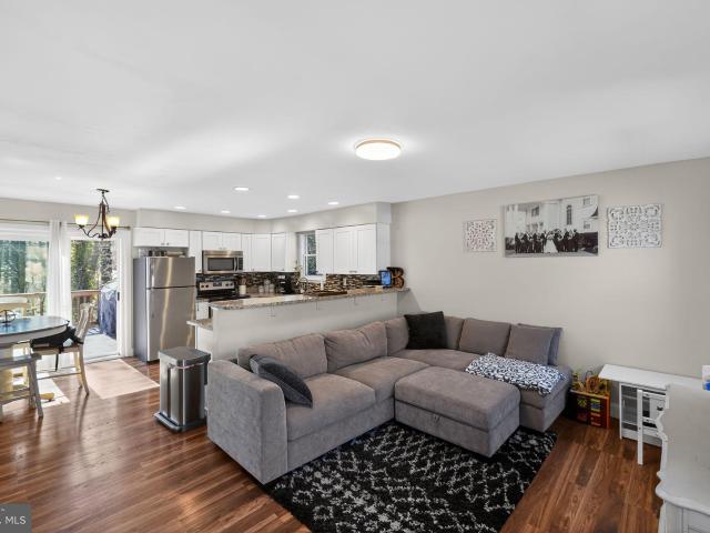 1817 Dania Dr, Fort Washington, MD 20744 | MLS #MDPG2204