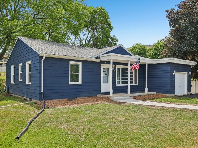 1817 E Main St