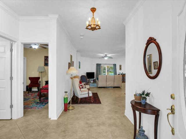 1817 E Prairie Winds Circle