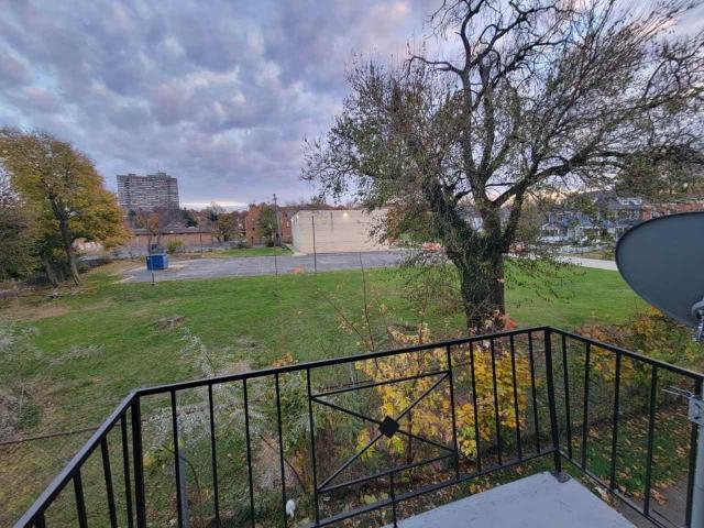 1817 Garfield Road, Unit 307 2 Bedroom Condo for Rent at 1817 Garfield Rd, East Cleveland, OH 44112 East Cleveland