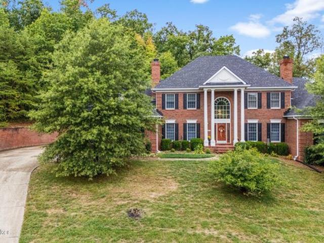 1817 Grand Ridge Rd, Louisville, KY 40214