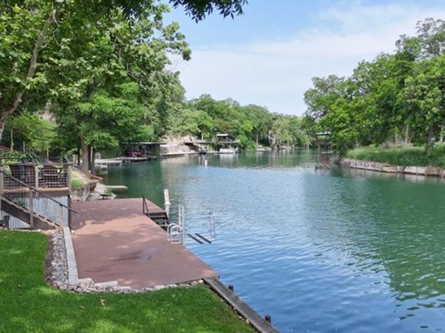 1817 Kuehler Ave, New Braunfels, TX 78130