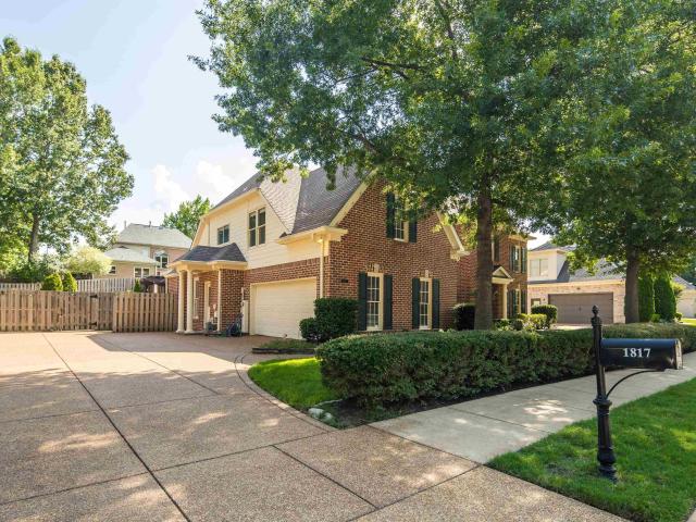 1817 liles ln