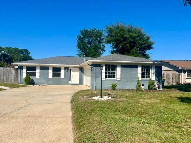 1817 Rattan Palm Dr, Niceville, FL 32578