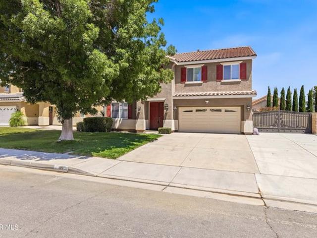 1817 Sunshine Pkwy, Palmdale, CA 93551