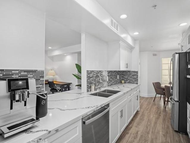 1817 Selby Ave #302, Los Angeles, CA 90025