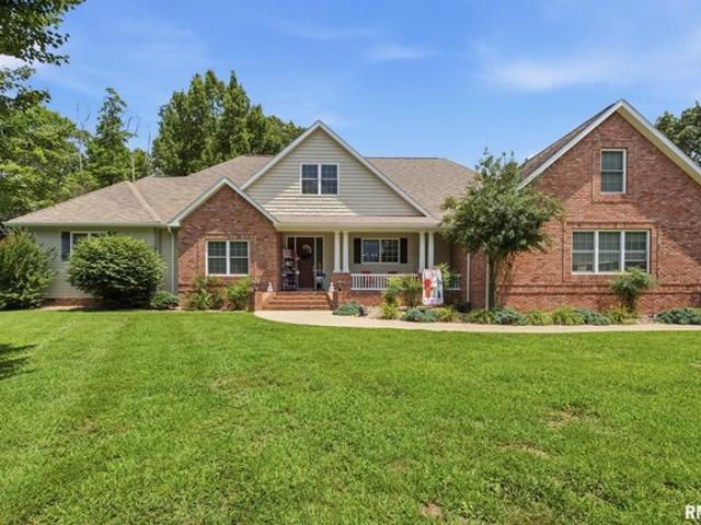 1817 Sherry Ln, Carterville, IL 62918