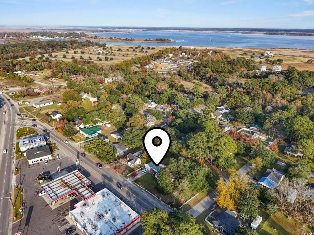 1817 South Island Rd