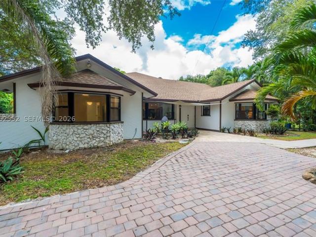 18180 SW 66th St, Southwest Ranches, FL 33331