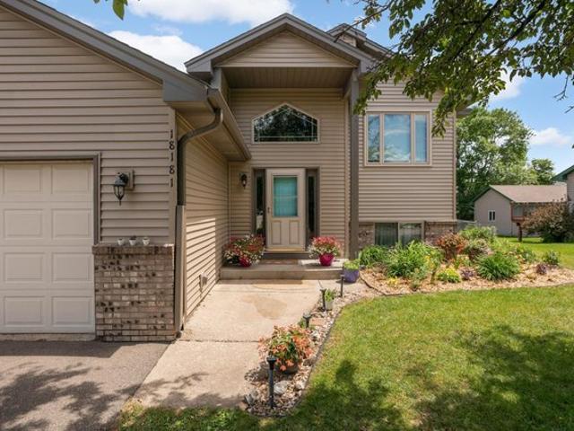 18181 Ironton St NW, Elk River, MN 55330