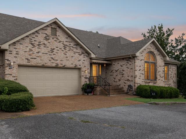 1818 Memorial Dr, Unit 41, Clarksville, TN 37043 | MLS #3002