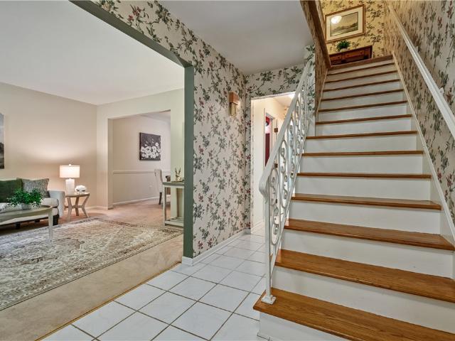 1818 Foxcroft Ln 805