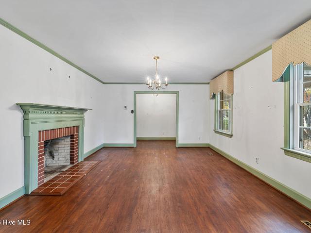 1818 Friendly Road