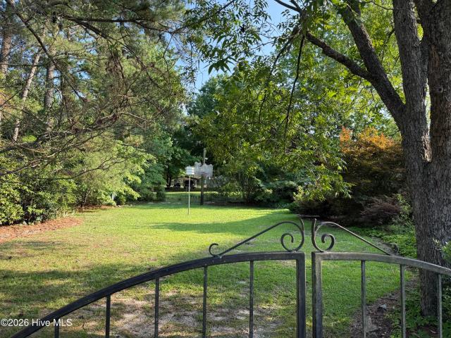 1818 Friendly Road