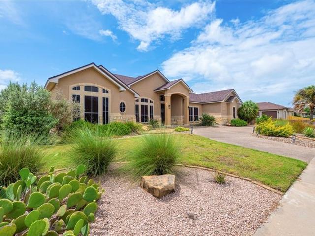 1818 Hosea Ct, Corpus Christi, TX 78418