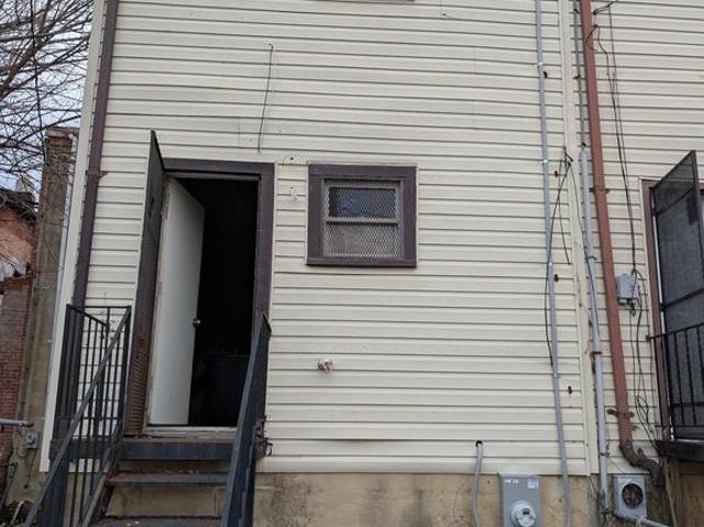 1818 Hope Street